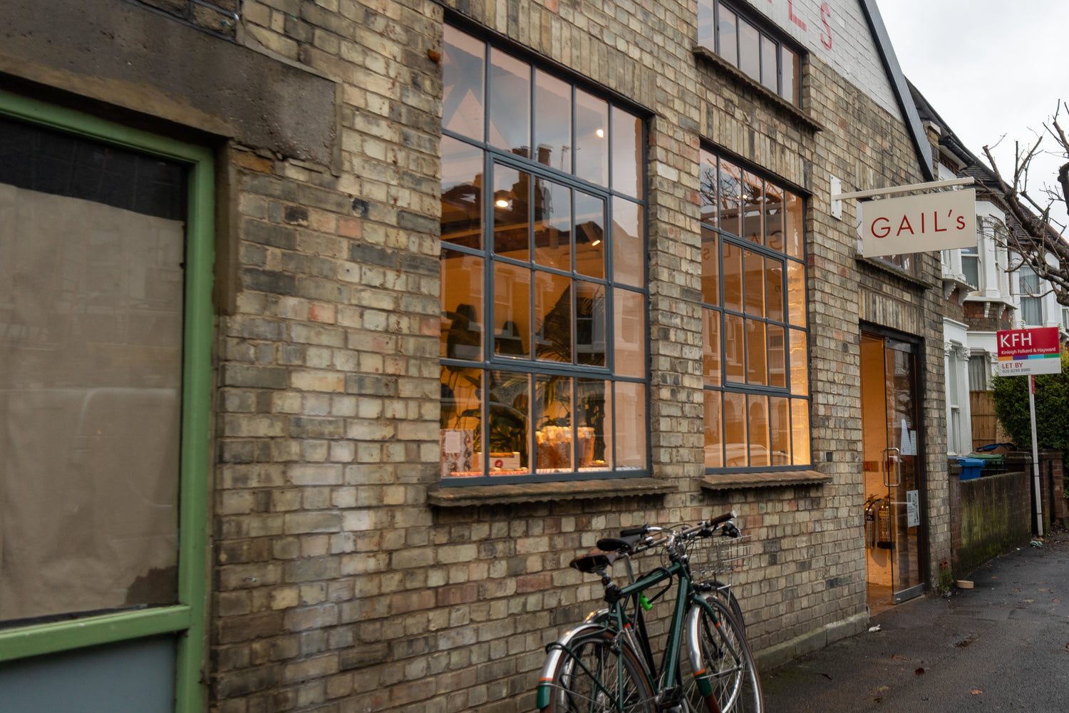 Modern Standard Coffee | Bespoke espresso machines for Gail's Bakery